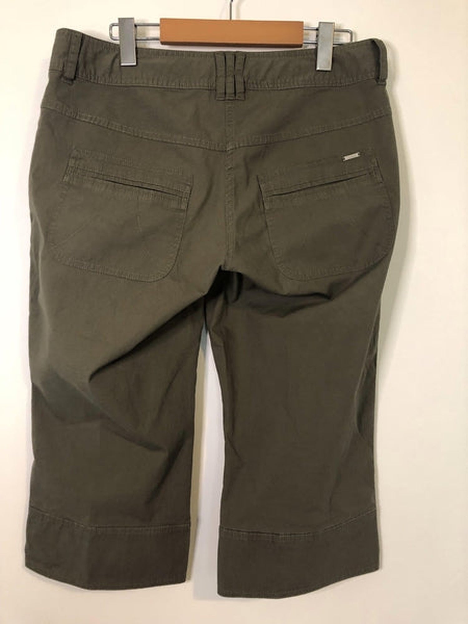 MEC Women's Capri Pants – Emerald Outdoors